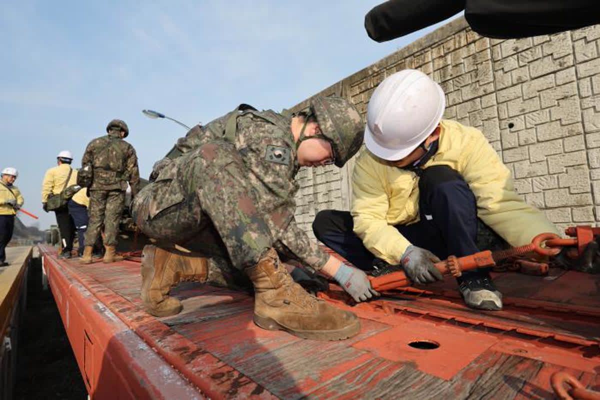 South Korea and U.S. Military Units Conduct Key Drills in Freedom ...